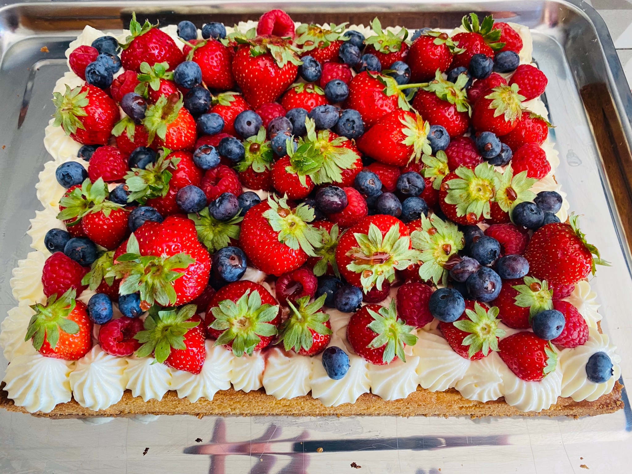Tarte aux fruits rouges sur sablé breton – La fille du boulanger cuisine…